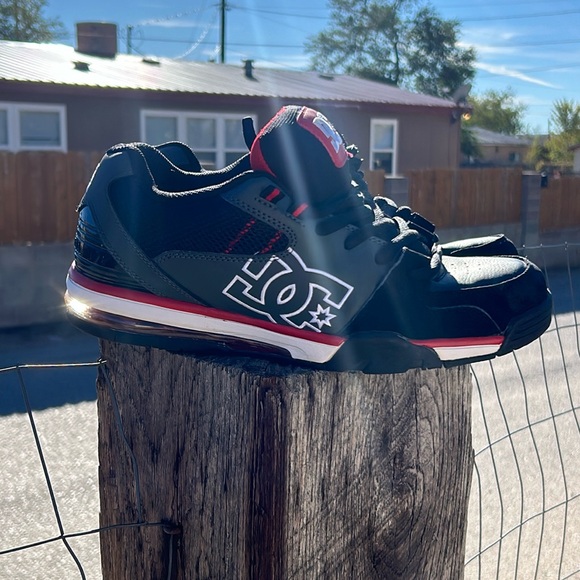 DC | Shoes | Mens Dc Shoe Size 1 | Poshmark